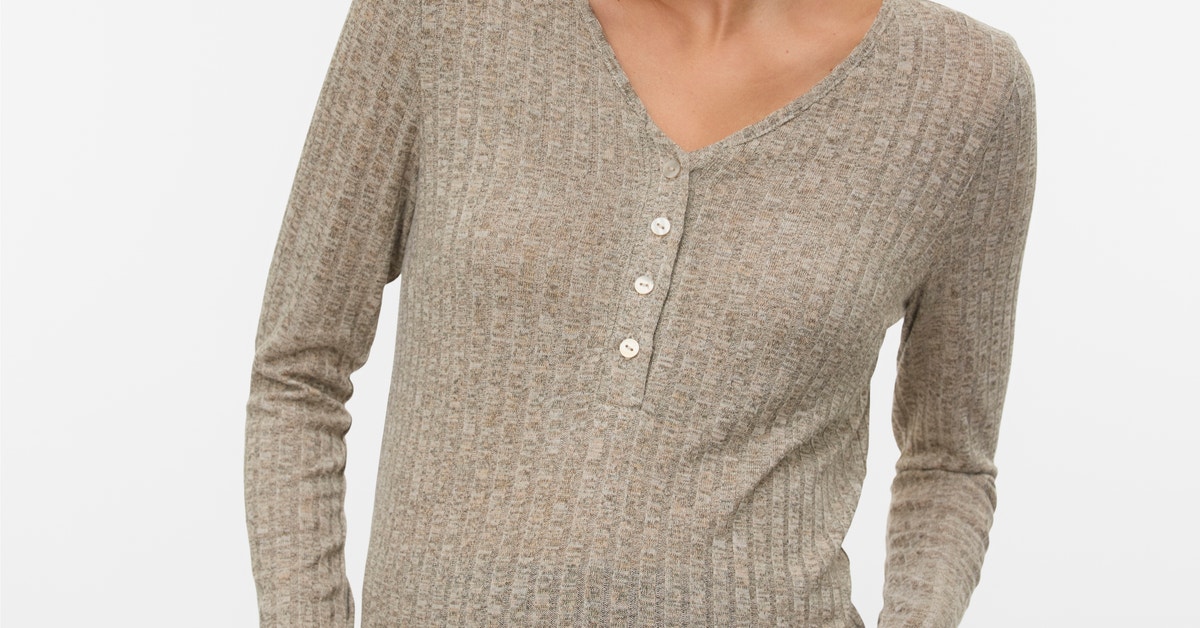 Eng anliegend V-Ausschnitt Top | Mittelgrün | MAMA.LICIOUS®